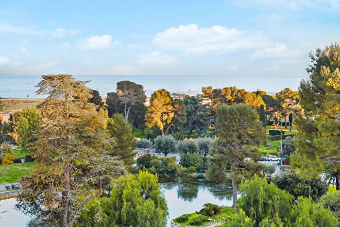 Appartement à vendre - Cagnes-sur-Mer, Saint-Véran, Le Loup - 4 pièces - 3 chambres