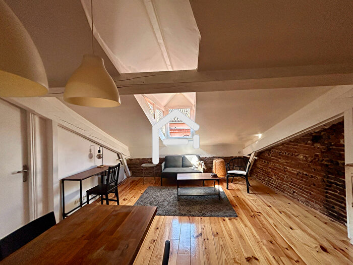 Toulouse, Saint-Cyprien : Appartement 2 pièces à louer