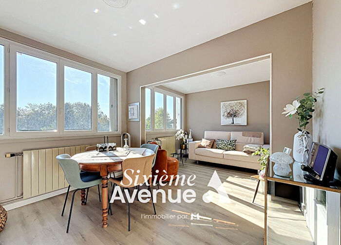 Appartement 4 pièces à vendre - Décines-Charpieu, Le Prainet