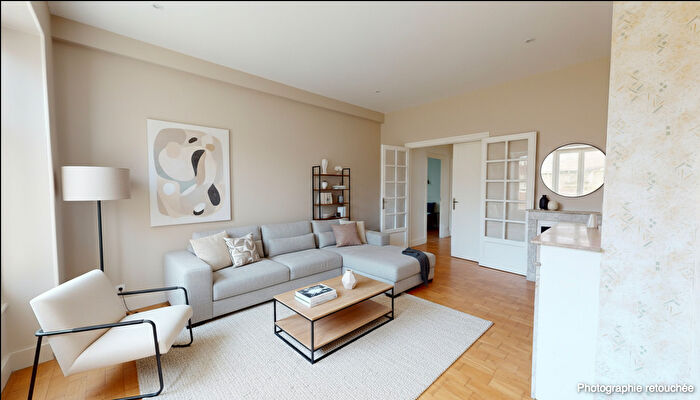 Maison à vendre - Brinon-sur-Beuvron - 10 pièces - 4 chambres