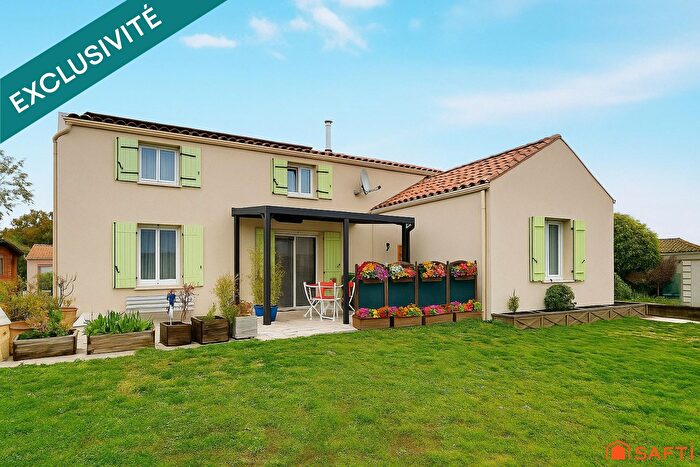 Maison à vendre - Mortagne-sur-Gironde - 4 pièces - 2 chambres