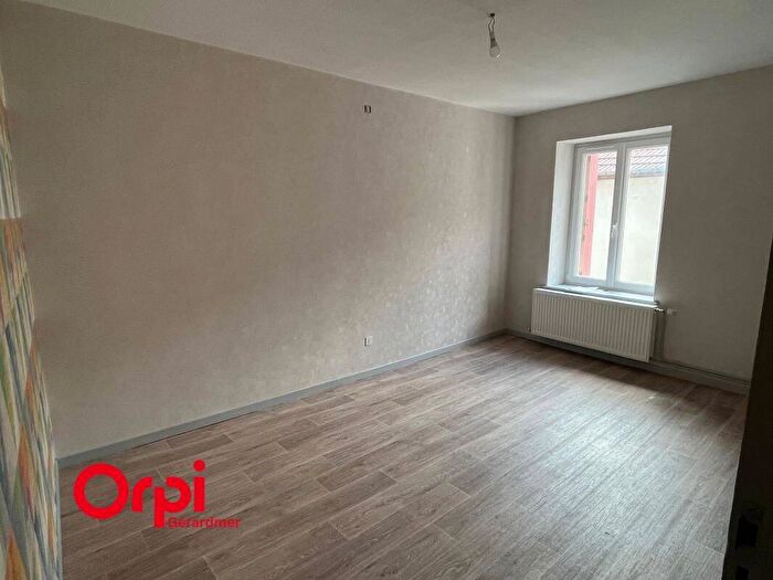 Appartement 4 pièces à Bruyères, à louer