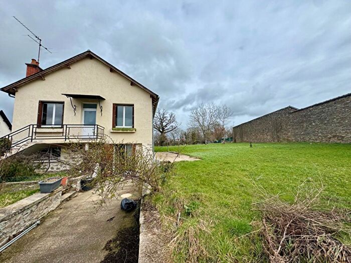 Maison à vendre - Naucelle - 5 pièces - 3 chambres