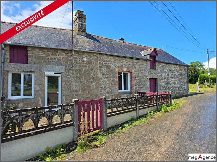 Saint-Marc-le-Blanc : Maison 5 pièces à vendre
