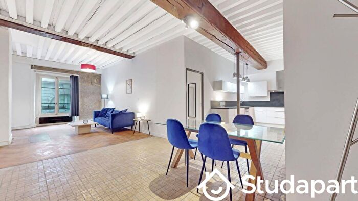 Appartement à louer - Ainay, Lyon ème arrondissement - 1 pièce - 1 chambre