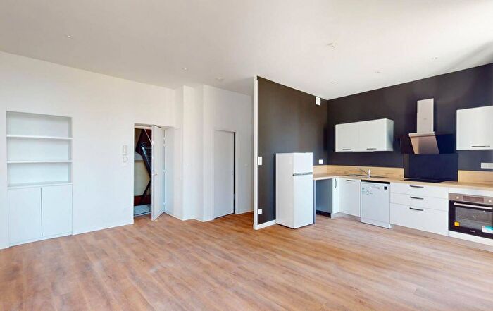 Appartement à louer - Centre Ancien, Rodez - 3 pièces - 2 chambres