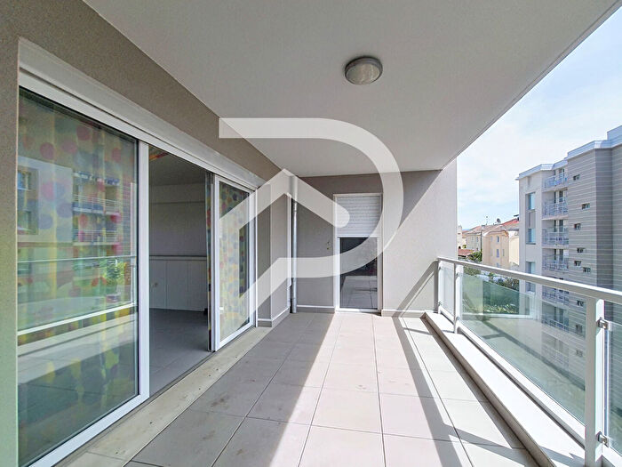 Appartement à vendre - Montélimar, Centre-ville - 4 pièces - 3 chambres
