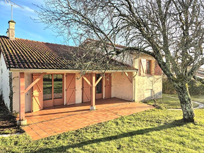 Maison à vendre - Sauveterre-de-Guyenne - 4 pièces - 3 chambres