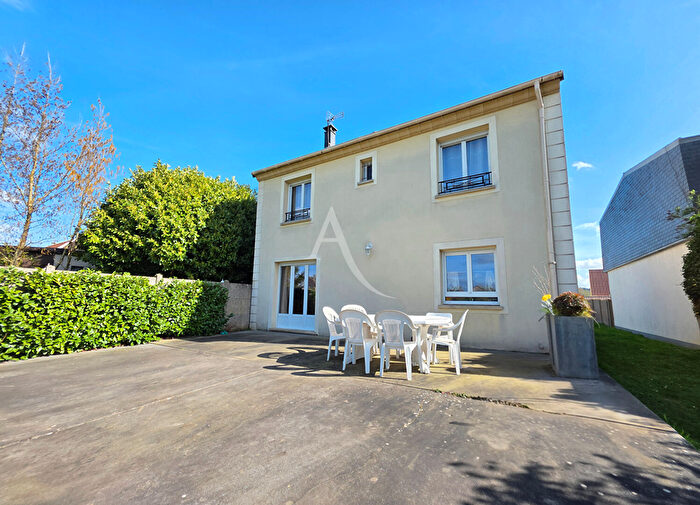 Maison à vendre - Trilport - 7 pièces - 5 chambres