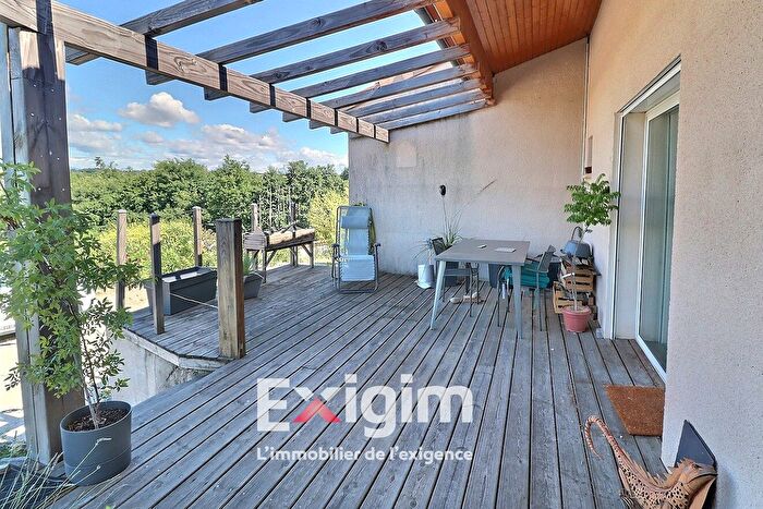 Maison 6 pièces à louer à Lemps