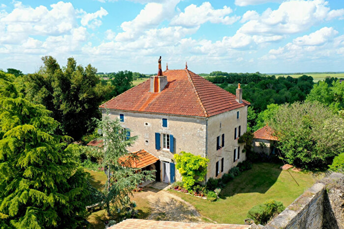 Maison à vendre - Saint-Front - 7 pièces - 4 chambres