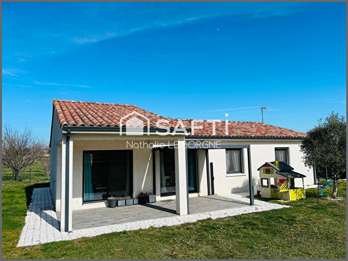 Maison à vendre - Castres, Centre-ville - 5 pièces - 3 chambres