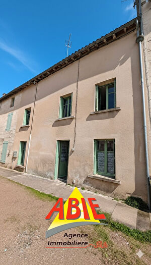 Maison à vendre - Magné - 4 pièces - 3 chambres