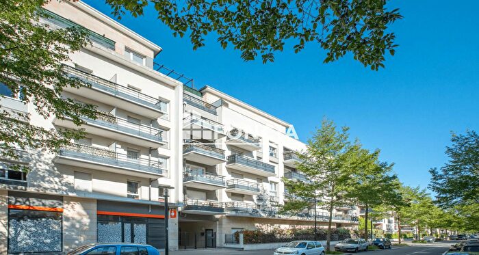 Appartement 2 pièces à Trappes, Merisier, Aérostat, à vendre