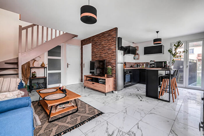 Précy-sur-Marne : Maison 3 pièces à vendre