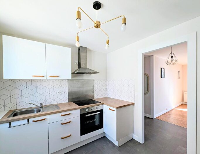Appartement 4 pièces à vendre - Romans-sur-Isère, Centre-ville