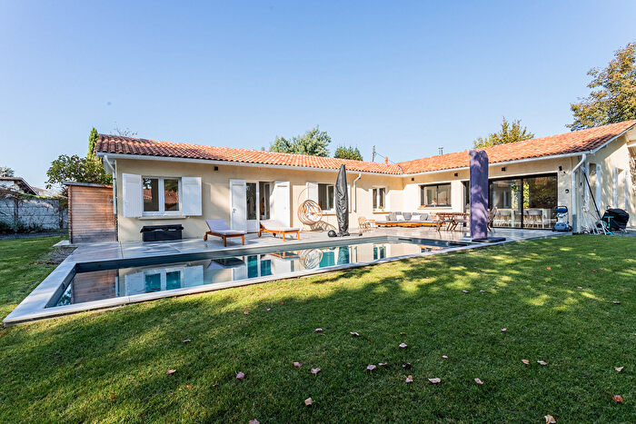 Maison à vendre - Mérignac, Chemin Long - 8 pièces - 5 chambres