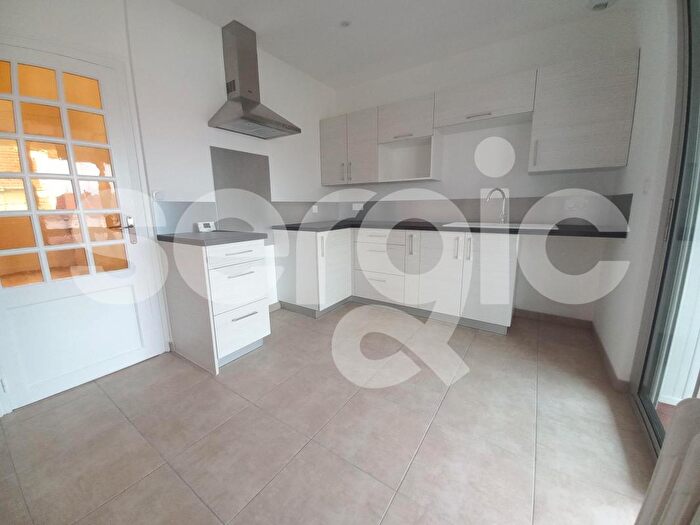 Maison à louer - Cholet, Libération - 4 pièces - 3 chambres