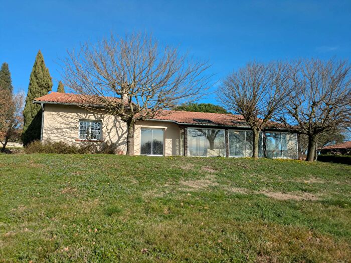 Maison à louer - Rieumes - 4 pièces - 3 chambres