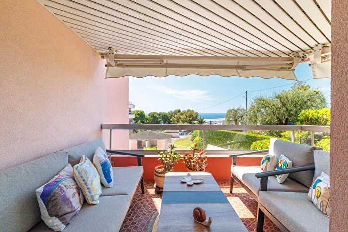 Appartement 3 pièces à vendre - Nice, Lanterne