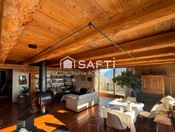 Maison à vendre - Châteauroux-les-Alpes - 11 pièces - 8 chambres