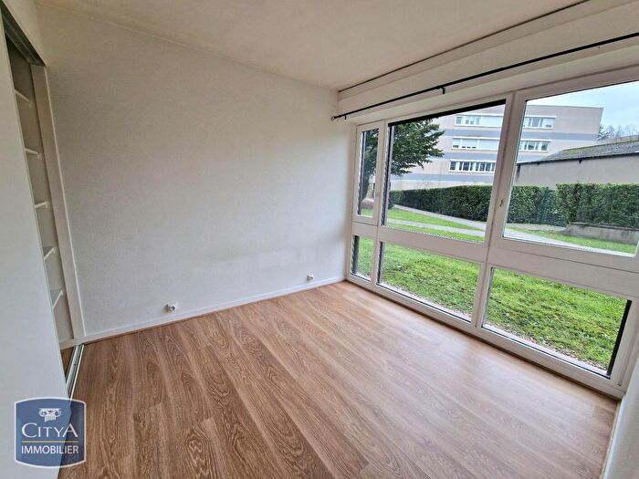 Appartement à vendre - Roanne, Centre-ville, Varenne - 3 pièces - 2 chambres
