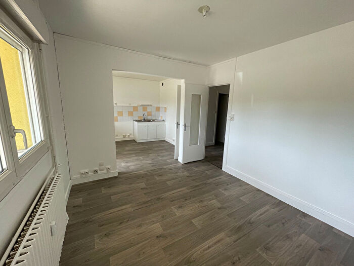 Priay : Appartement 1 pièce à louer