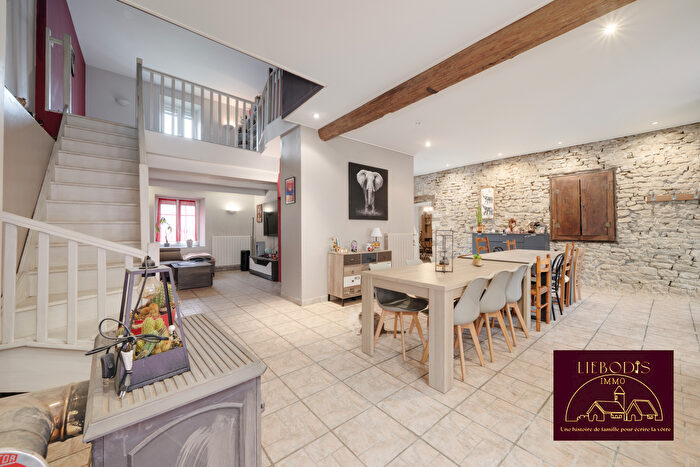 Maison à vendre - Parey-Saint-Césaire - 7 pièces - 5 chambres