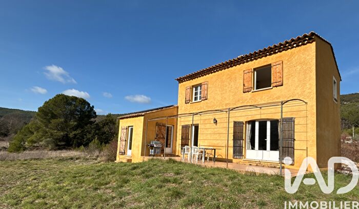 Maison à vendre - Salernes - 5 pièces - 4 chambres