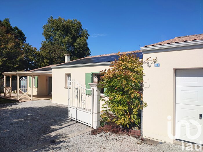 Maison à vendre - Matha - 5 pièces - 3 chambres