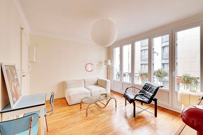 Appartement à louer - La Chapelle-Marx Dormoy, Paris ème arrondissement - 2 pièces - 1 chambre