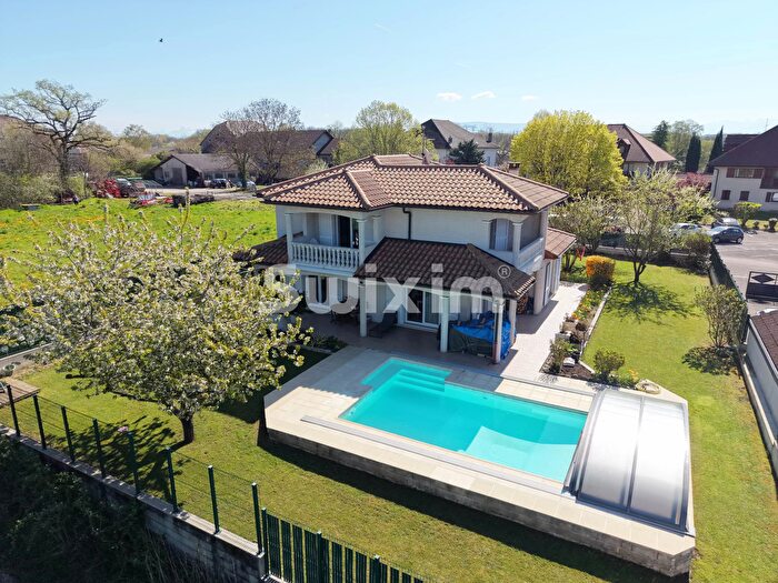 Maison 6 pièces à Ornex, à vendre