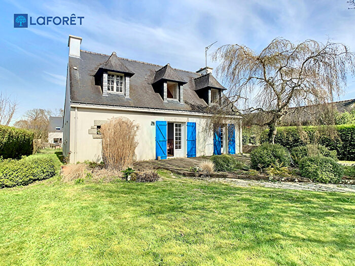 Maison à vendre - Locminé - 6 pièces - 4 chambres