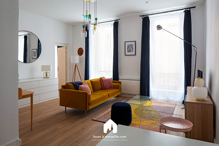 Appartement à vendre - Marseille e , La Joliette - 2 pièces - 1 chambre