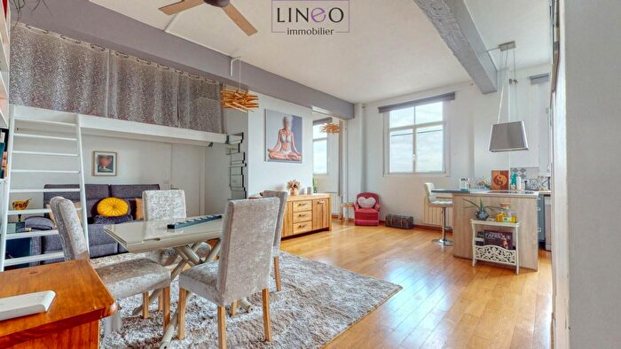 Appartement 3 pièces à vendre à Choisy-le-Roi, Centre-ville, Parc Prairie, Hautes Bornes