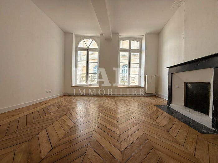 Sud, Mamers : Appartement 3 pièces à louer