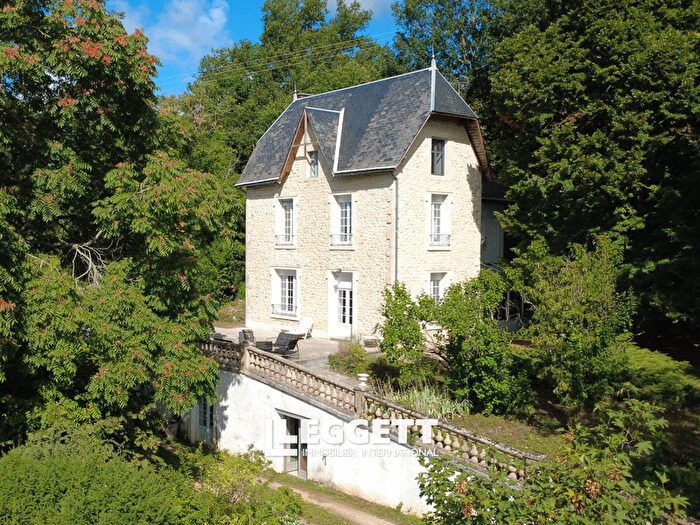 Maison à vendre - Civray - 5 pièces - 4 chambres