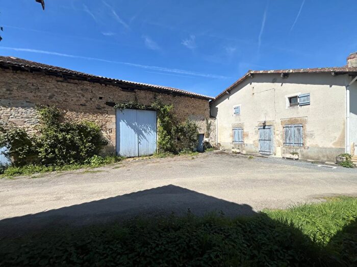 Maison 3 pièces à vendre - Cognac-la-Forêt