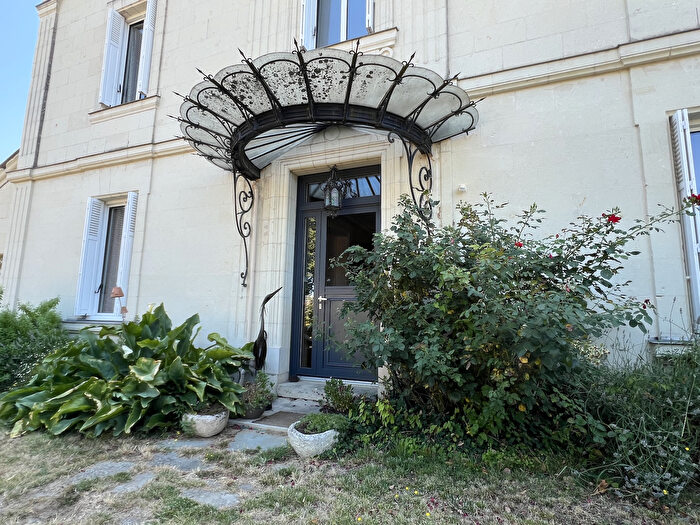 Saumur : Maison 12 pièces à vendre