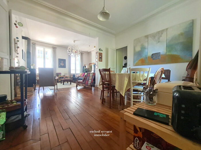 Maison à vendre - Noisy-le-Sec, Centre-ville, Gare - 6 pièces - 4 chambres