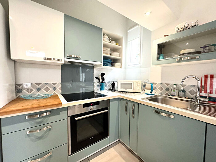 Appartement à vendre - Arcachon, Ville dHiver, Parc Mauresque - 3 pièces - 2 chambres