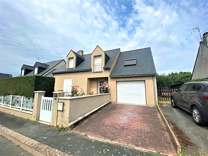 Maison à louer - Les Ponts-de-Cé - 7 pièces - 5 chambres