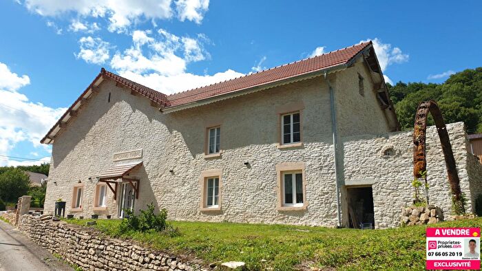 Vyt-lès-Belvoir : Maison 12 pièces à vendre