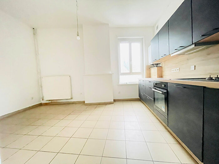 Maison à vendre - Cambrai, Esnes, Guise - 4 pièces - 2 chambres