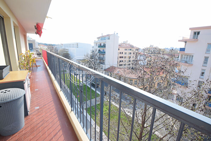 Appartement à vendre - Nice, Saint-Roch - 4 pièces - 3 chambres