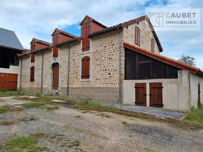 Maison à louer - Sinzos - 5 pièces - 4 chambres