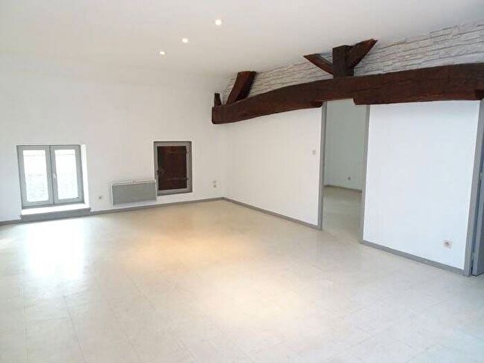 Appartement à louer - Crémieu - 2 pièces - 1 chambre