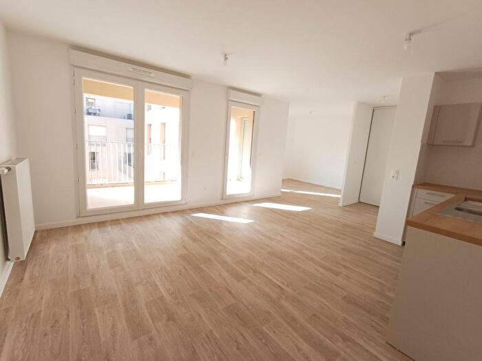Appartement à louer - Bobigny, Centre-ville - 2 pièces - 1 chambre