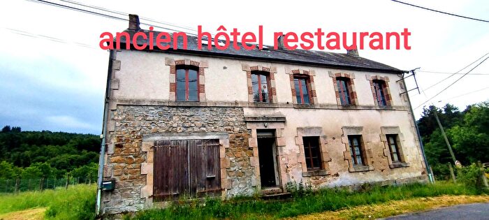 Maison à vendre - La Nouaille - 16 pièces - 8 chambres