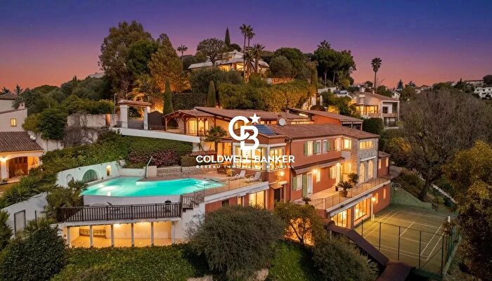 Maison à vendre - Nice, Saint-Pierre de Feric - 14 pièces - 9 chambres